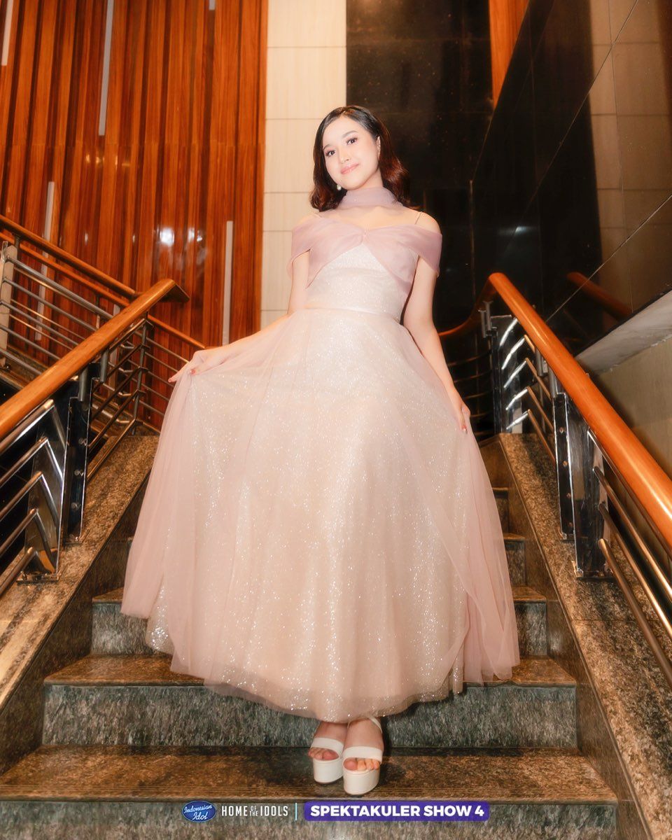 6 Potret Tampilan Menawan Rara Sudirman di Indonesian Idol Musim ke 13