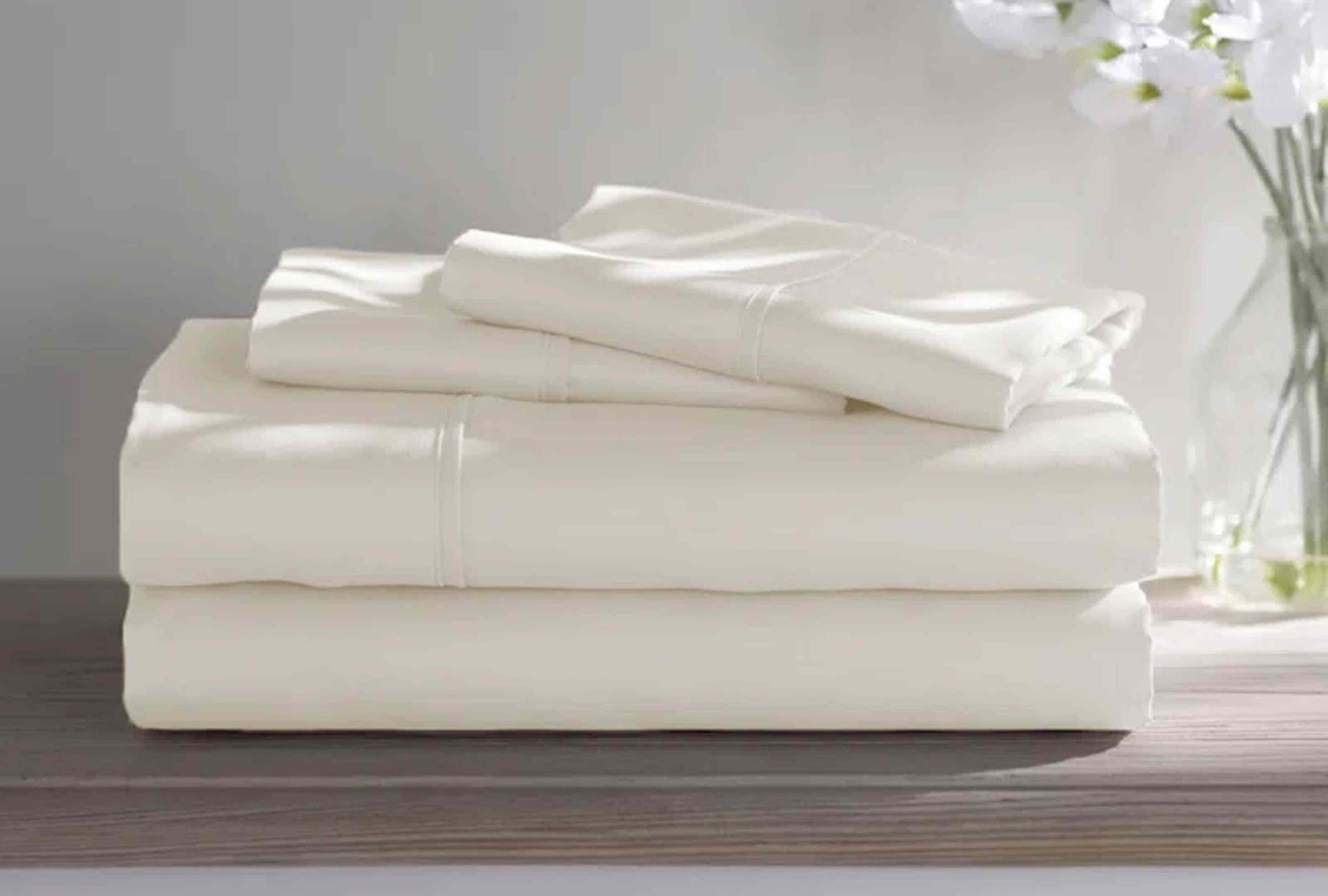 These 'Shockingly Good' Sheets Are as Soft as Those From a 'Fancy Hotel ...