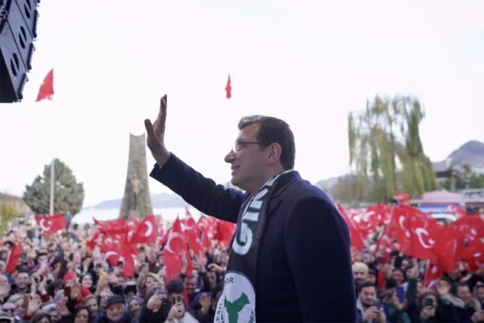 Περίεργα παιχνίδια στην Τουρκία με την σύλληψη του Ιμαμογλου