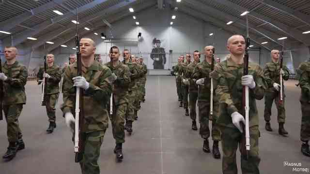 Amateur attempt world class Military Drill