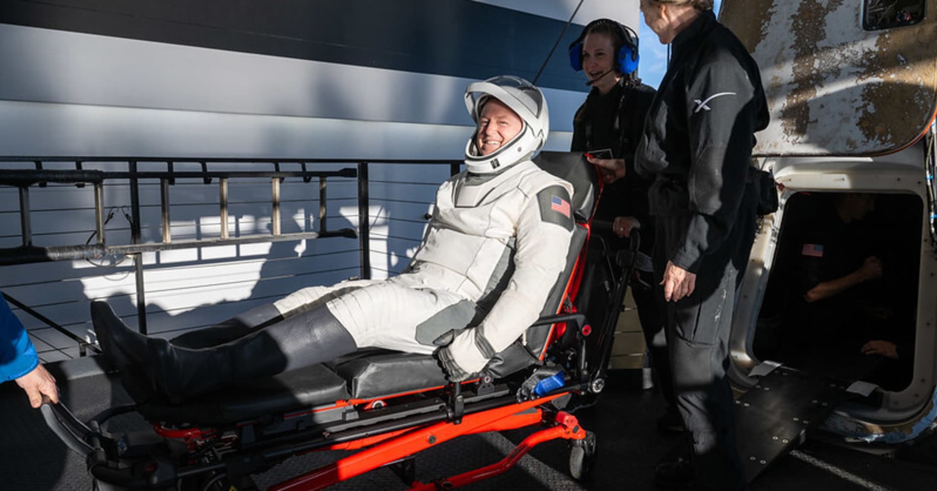Boeing Starliner astronauts complete return to Earth in SpaceX capsule ...