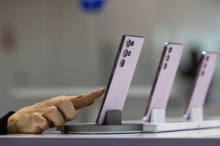 Paragon Spyware Tool Linked to Canadian Police, Watchdog Says