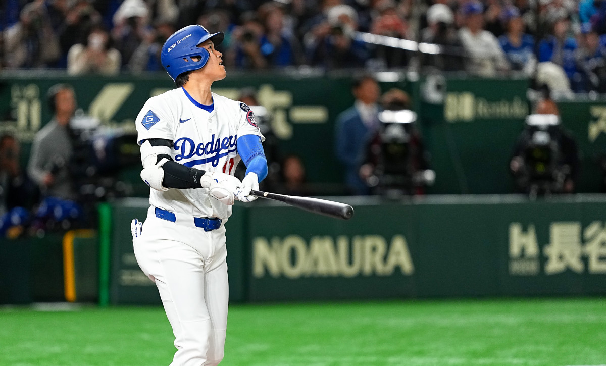 There Are 4 MLB Playoff Games Today - Here's The Schedule