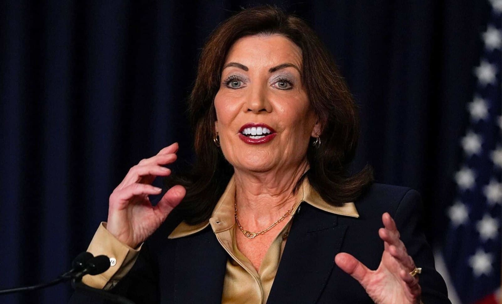 Governor Kathy Hochul Unveils $500 Checks to Millions in New York amid ...