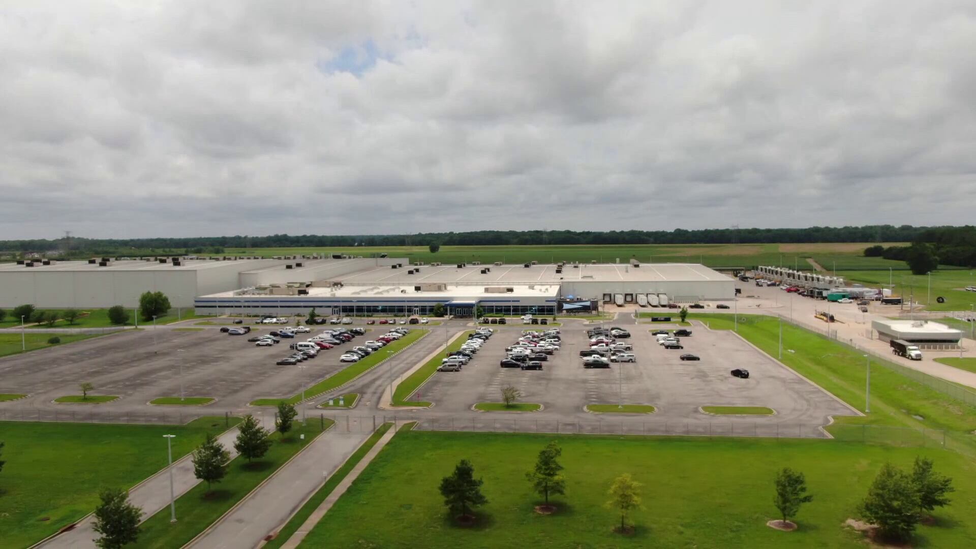 Elon Musk’s xAI company buys X, formerly Twitter, Musk confirms