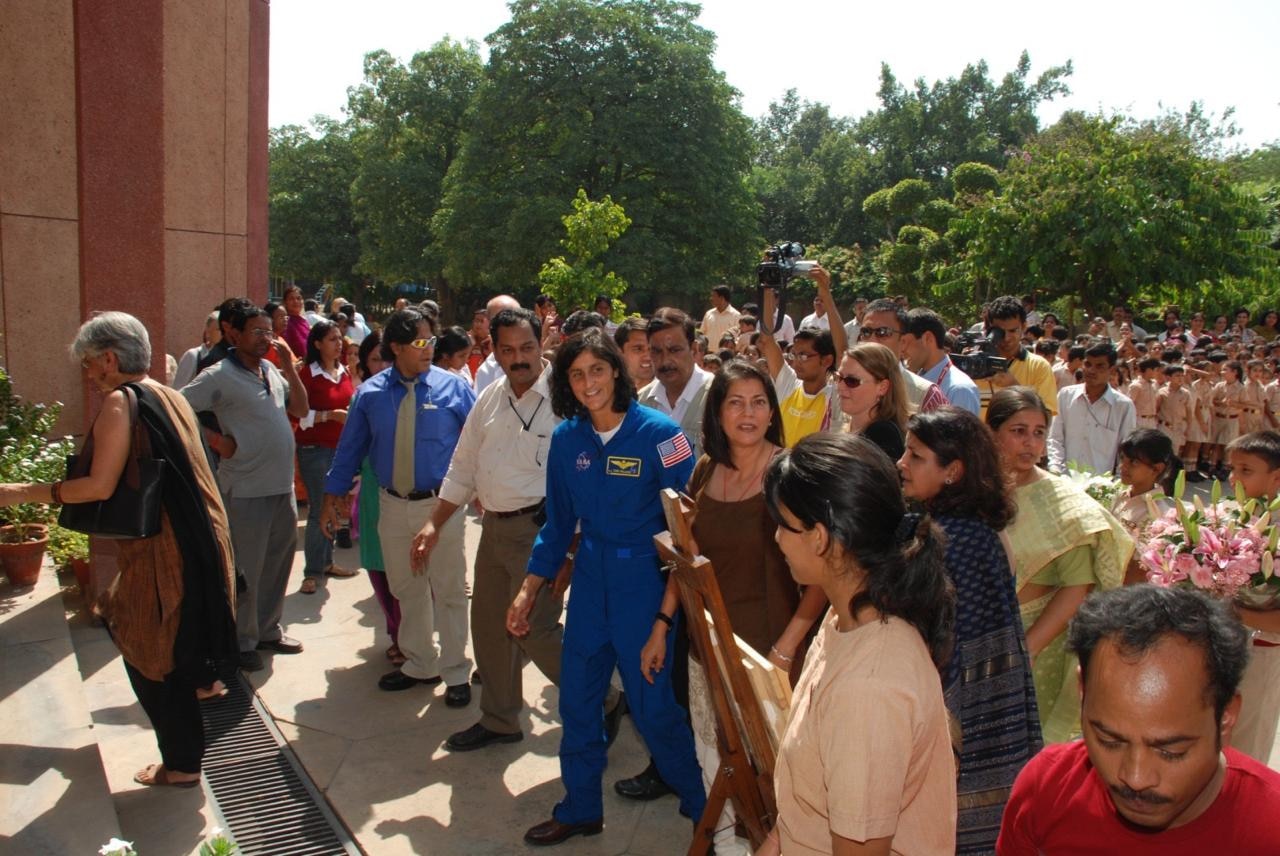 From NASA training to samosas: When Sunita Williams visited Vasant ...