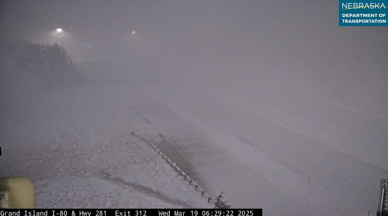 Blizzard conditions force closures along Interstate 80