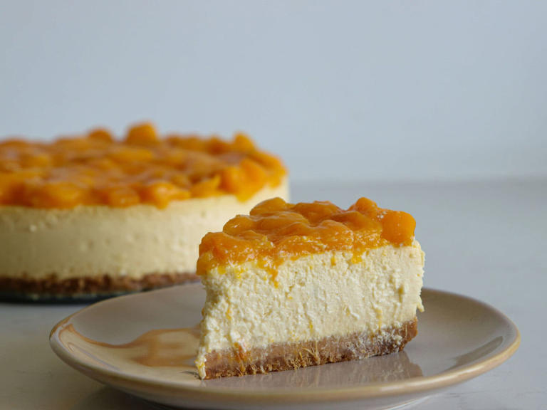 Mango Cheesecake with Homemade Mango Puree