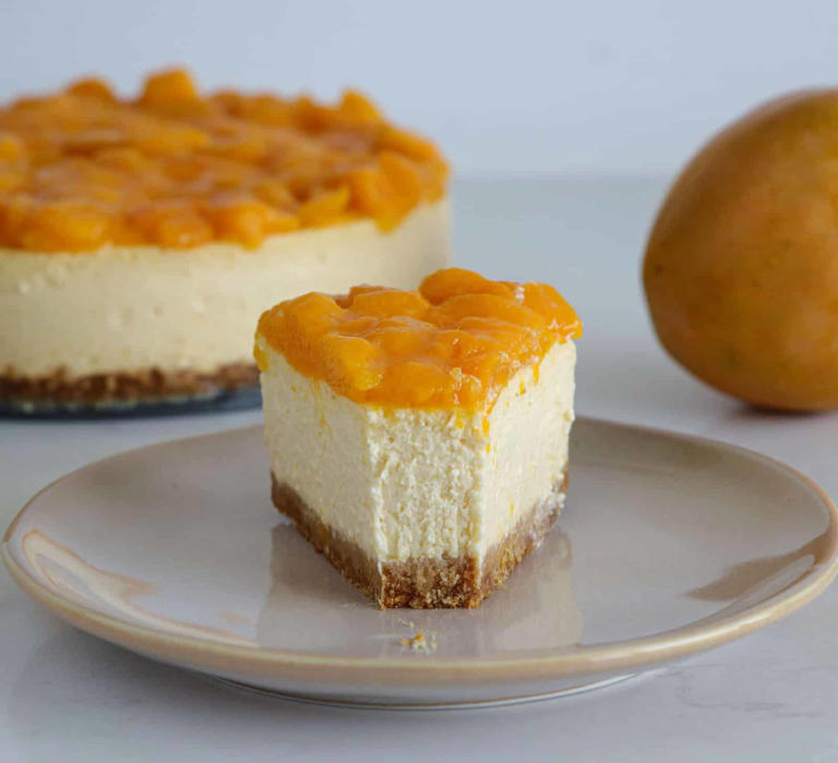 Light Mango Cheesecake