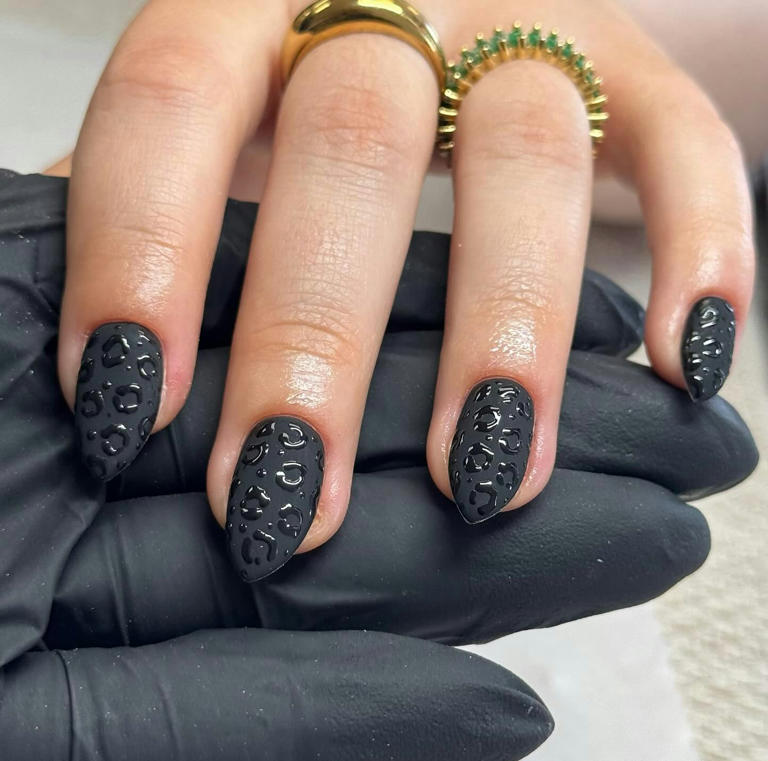 These 30 Black Nail Designs Are All We Want to Wear in 2025