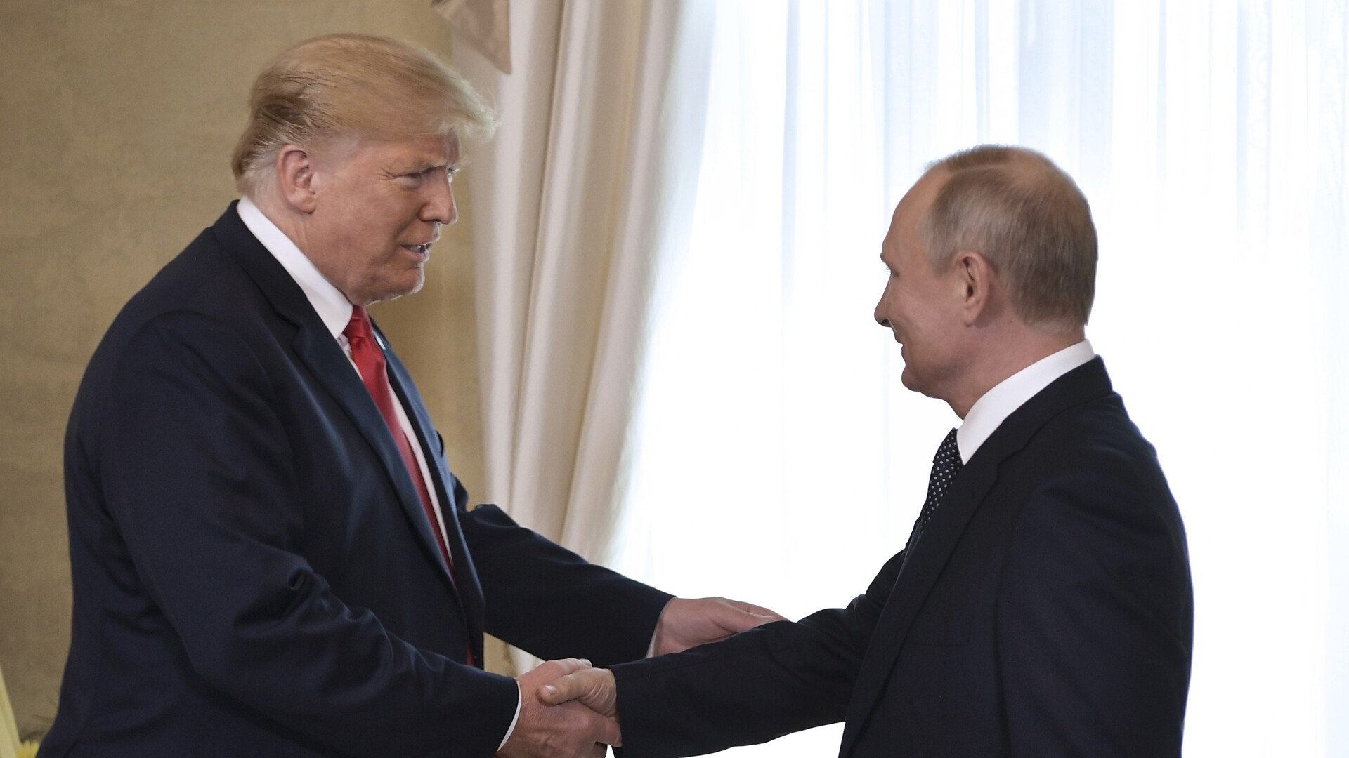 Putin has 'all the leverage' in peace negotiations with US President Trump