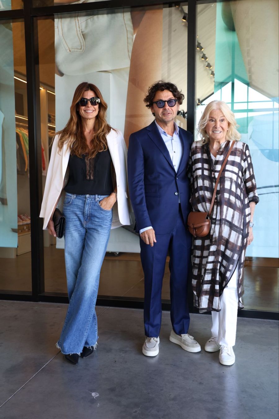 A sus 88 años, Pomi Awada posó espléndida junto a su hija Juliana Awada ...