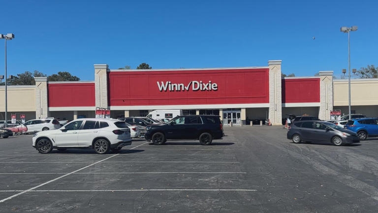 Last Winn-Dixie on the Mississippi Gulf Coast to close in April for ...