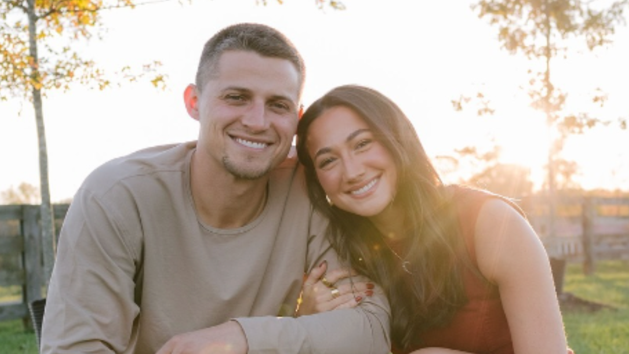 Corey Seager's wife Madisyn posts a heartwarming picture of their sunny ...