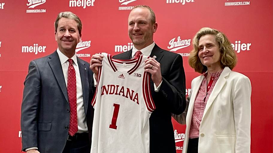 What Indiana Basketball Coach Darian DeVries Said At His Introductory ...