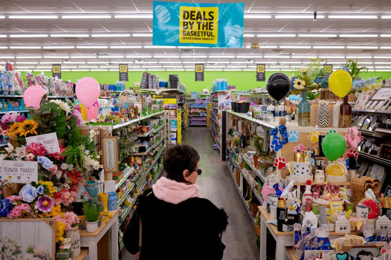 National dollar store chain closing dozens of locations