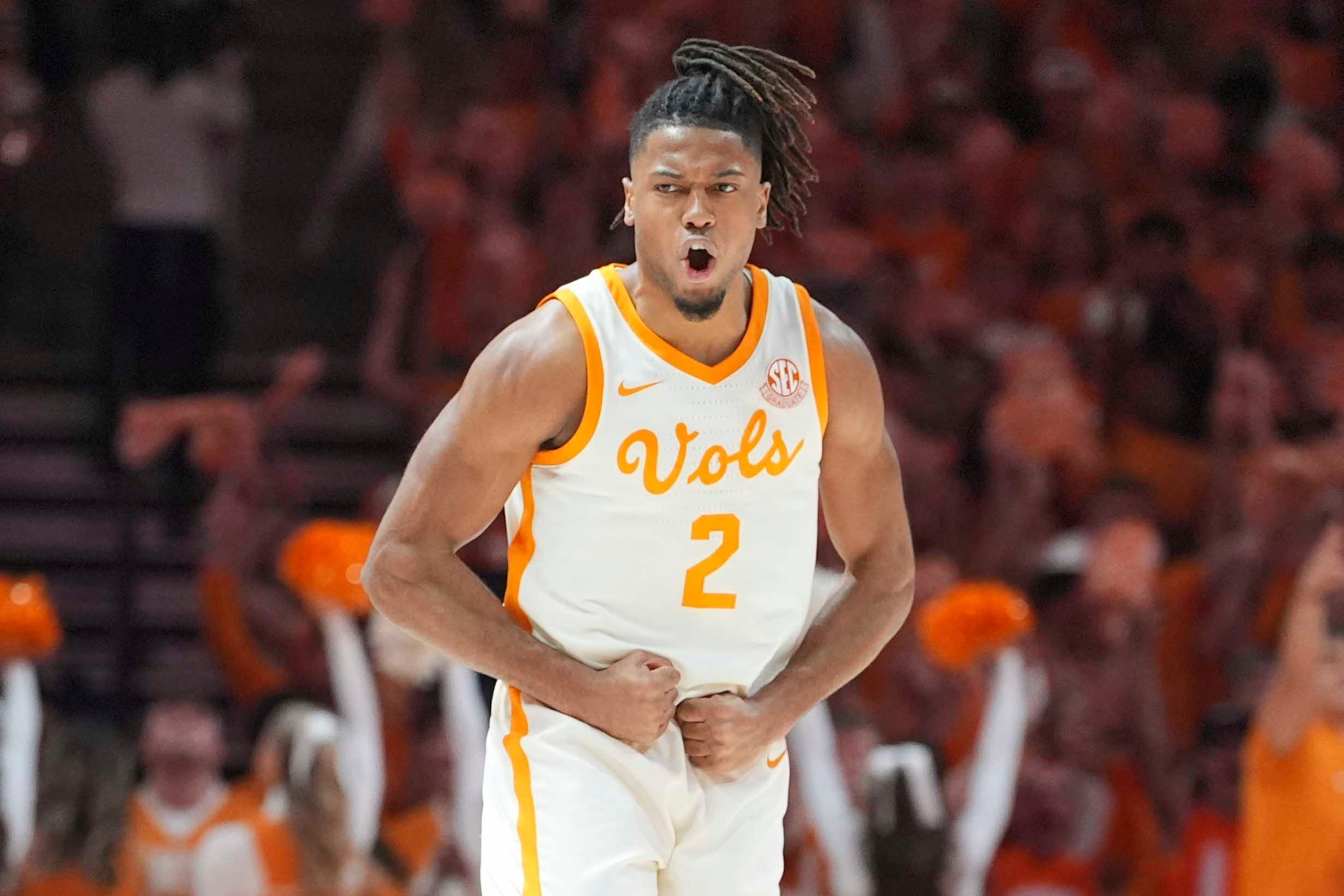 20 shooters in March Madness with incredible 3-point shooting range ...