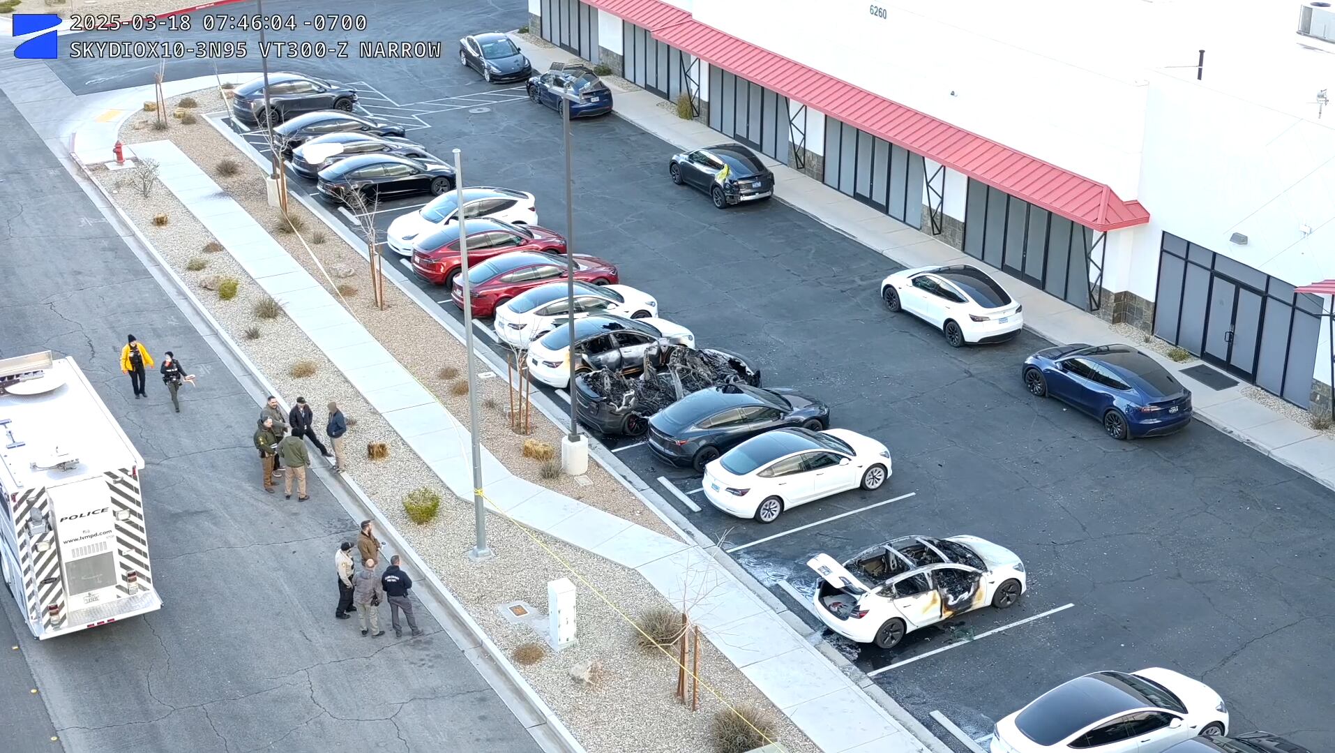 Las Vegas drivers show appreciation for Tesla employees after arson attack