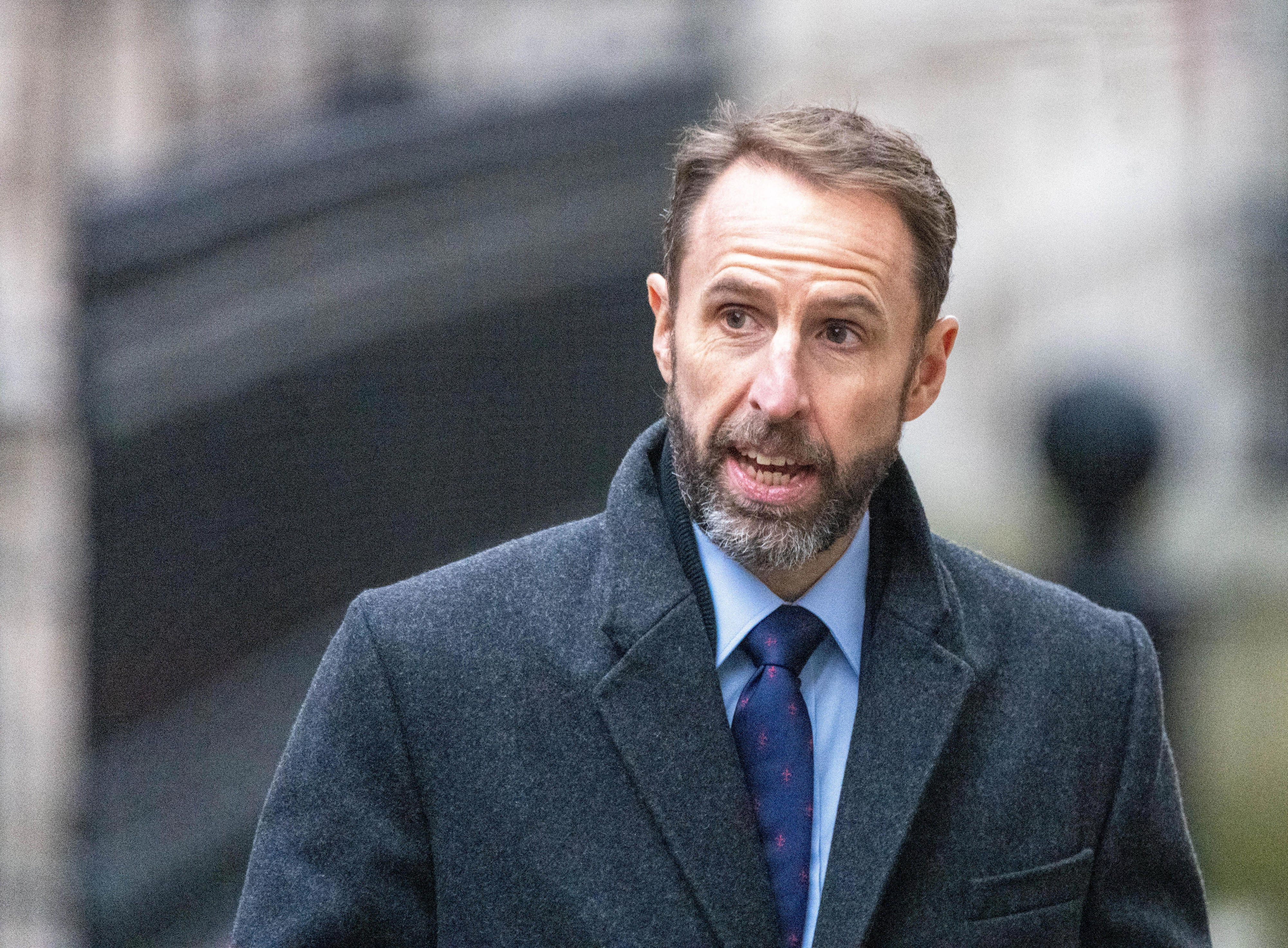 What does the manosphere mean? The toxic 'incel' culture shown in ...