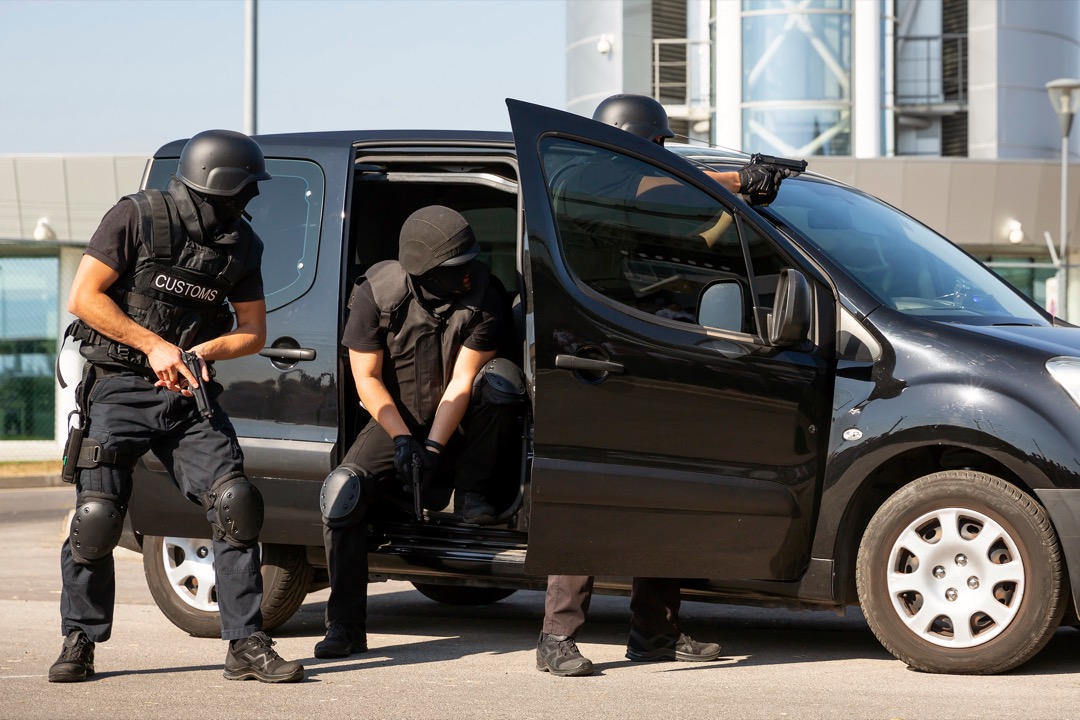 Canadian detained by ICE for two weeks tells her story: "Everything ...