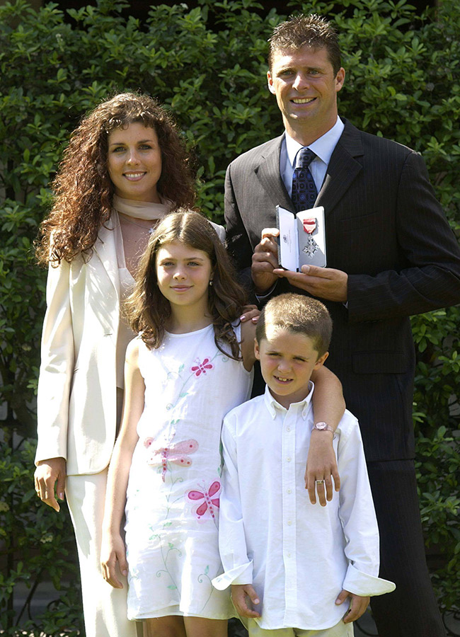 Niall Quinn 'was hooked' on his first date with now wife Gillian