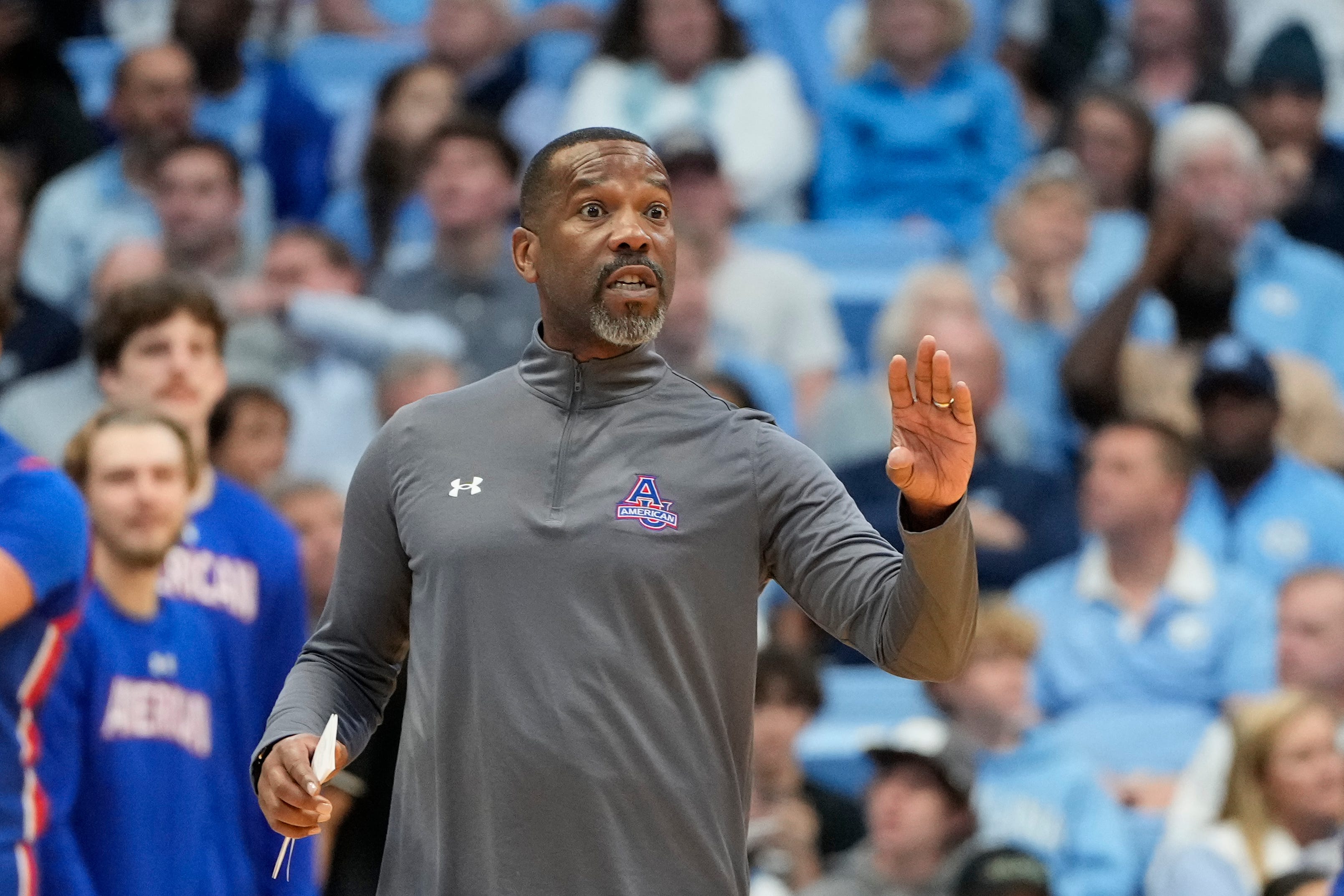 Which team is favored to advance to play Duke basketball in March Madness?