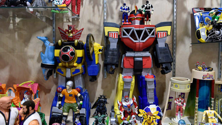 Start stretching millennials: a live-action 'Power Rangers' series is ...