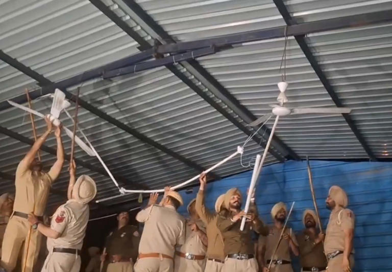 With farmers evicted, Haryana forces start removing barricades to clear ...