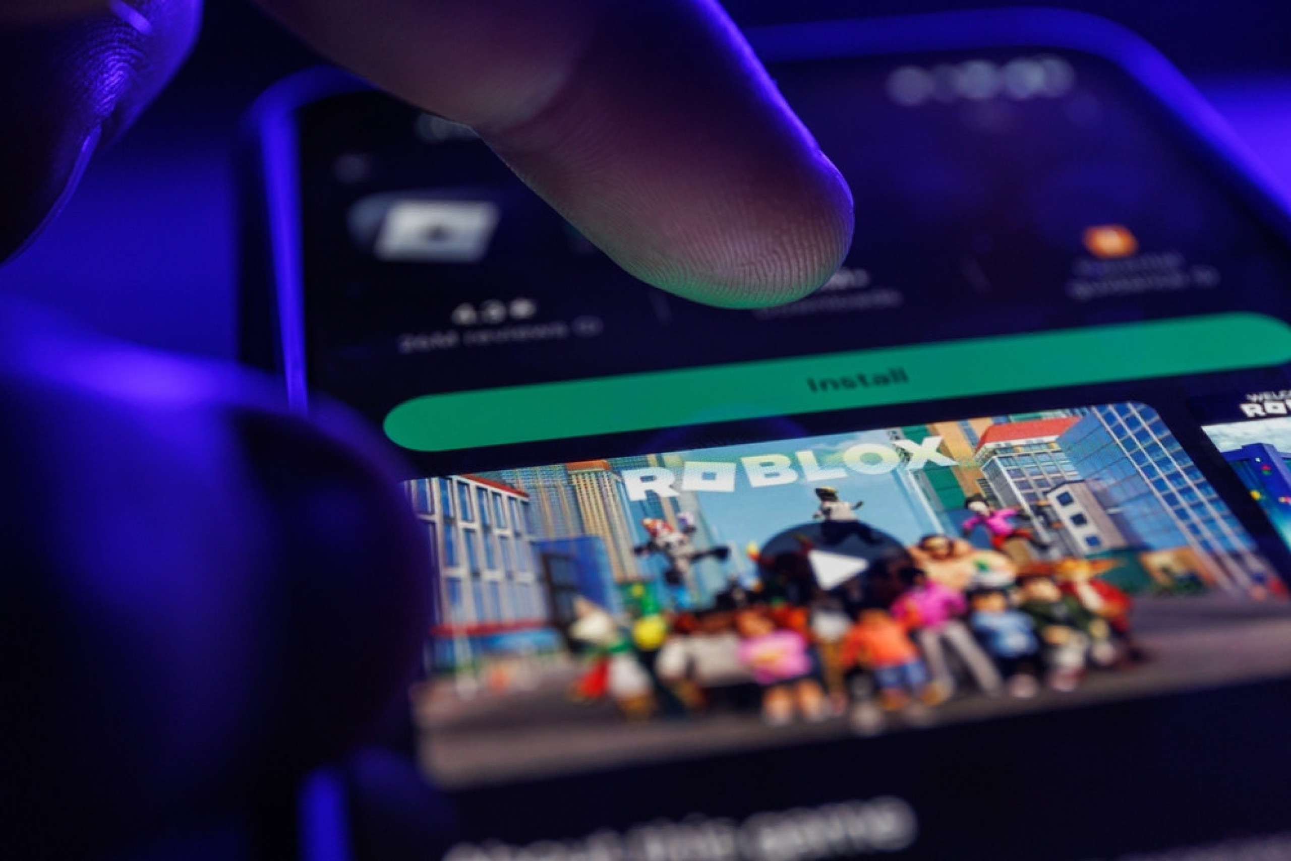 Roblox CEO addresses parents' safety concerns amid game's growing ...