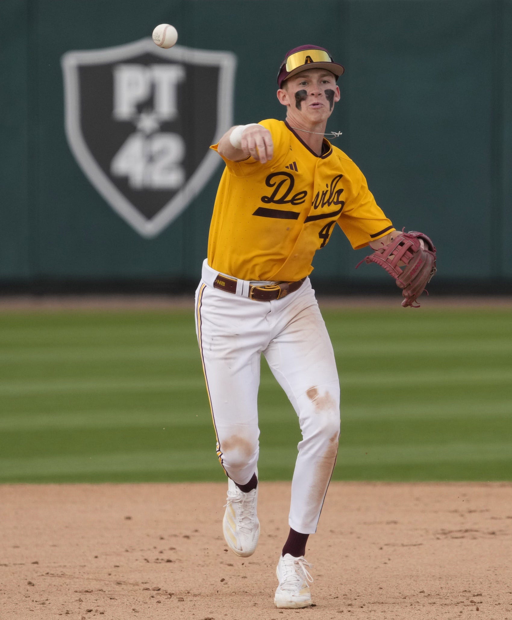 Ethan Hedges continues to shine as USC baseball defeats Arizona State