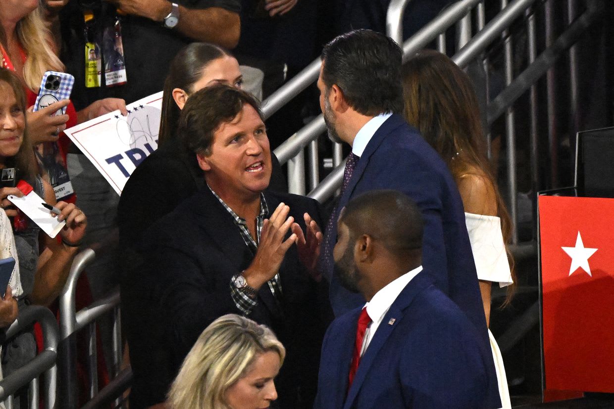 Trump Jr., Witkoff, Carlson involved in secret talks with Zelensky's ...