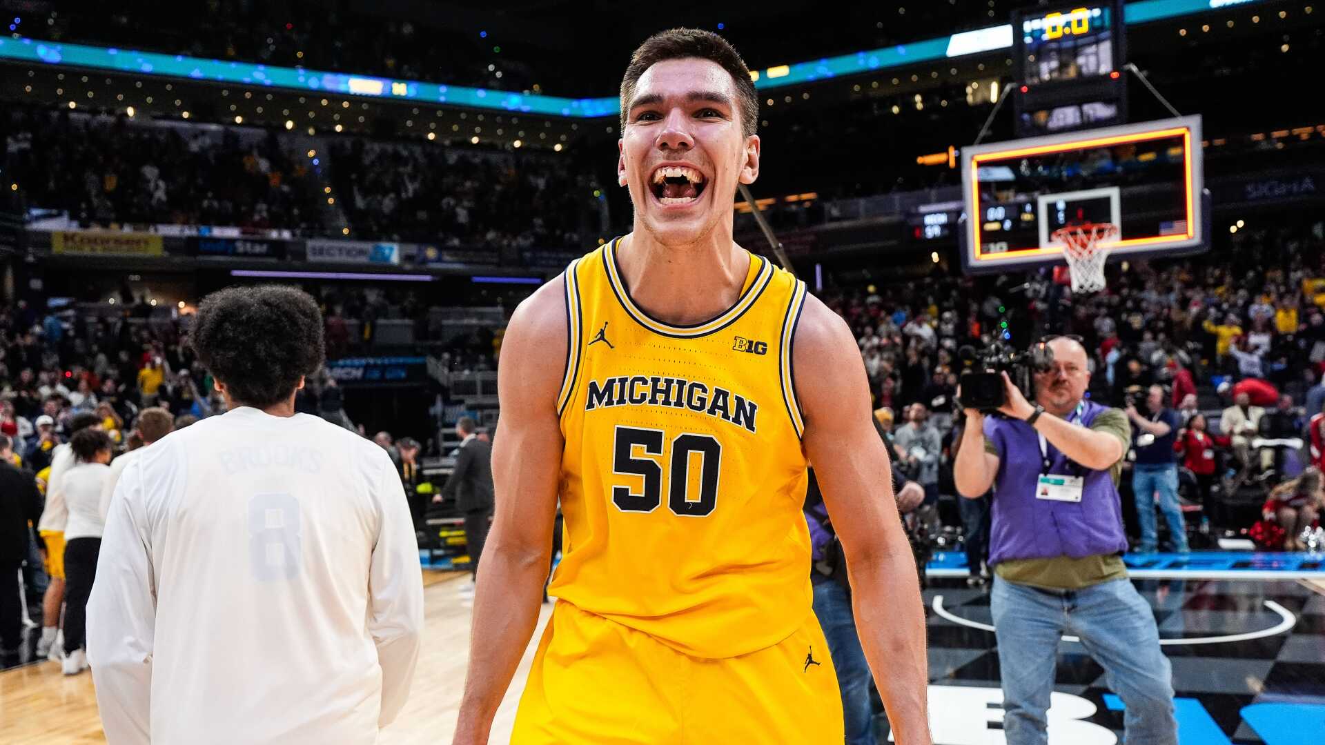 Michigan’s Vladislav Goldin is reunited with parents from Russia, hopes ...