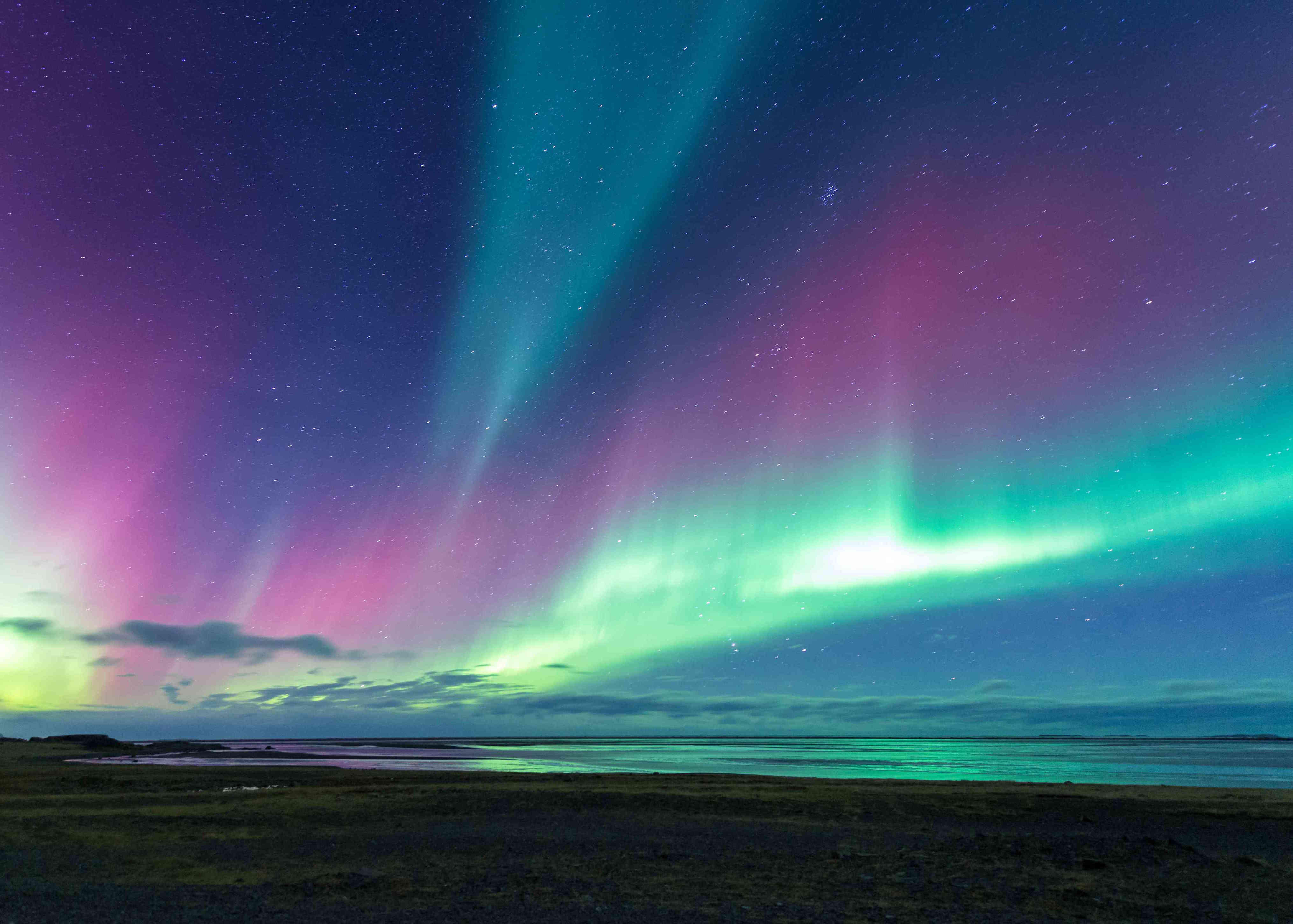 The Northern Lights May Be Visible in the US This Week—Here's How to ...