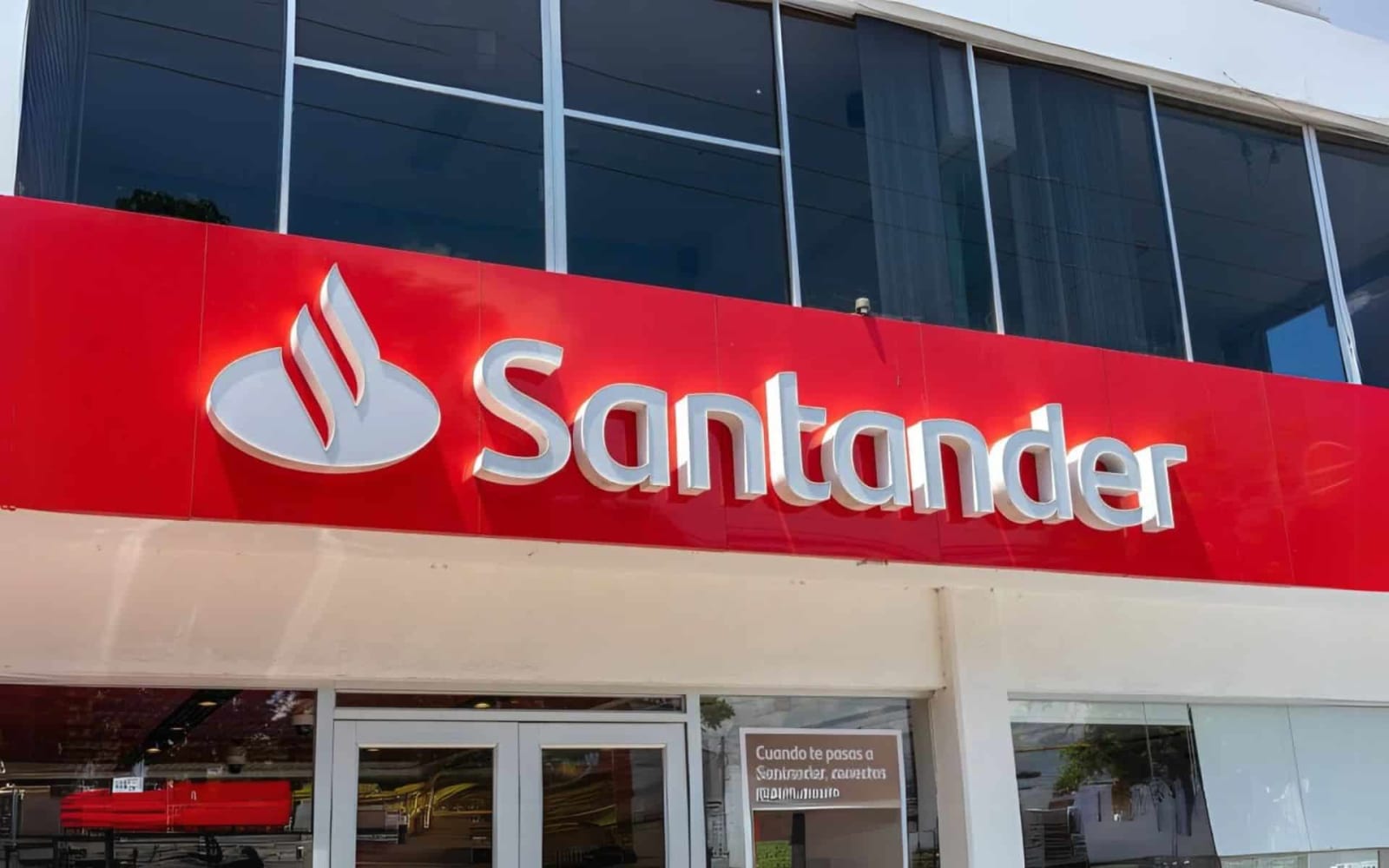 Santander UK’s Closure of Nearly 100 Branches: 750 Jobs at Risk