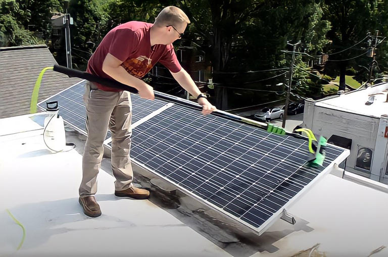 Why Regular Solar Panel Cleaning Increases Energy Output