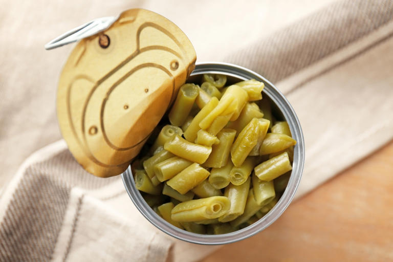 Nearly 200,000 Cans of Green Beans Have Been Recalled—Here's What You ...
