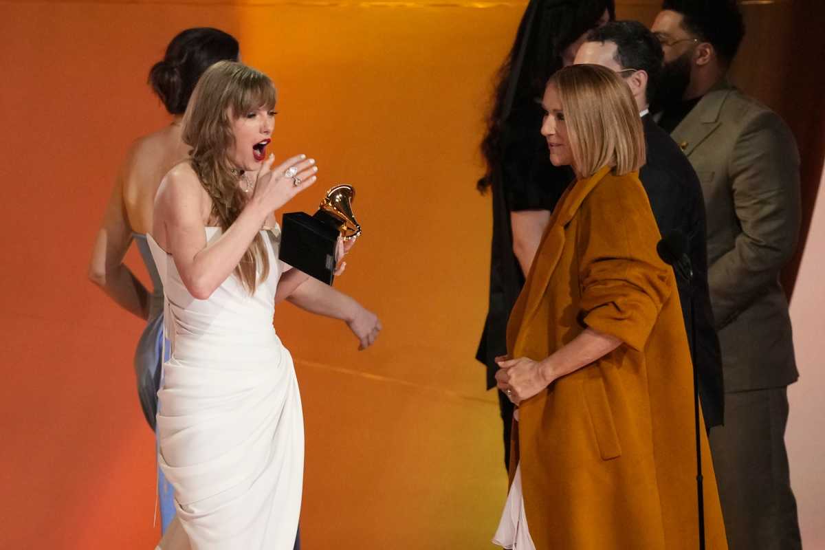 Taylor Swift Beats Controversial Rapper for Massive Career Milestone