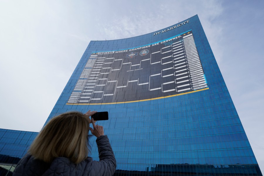 What is the longest a March Madness bracket has stayed perfect?