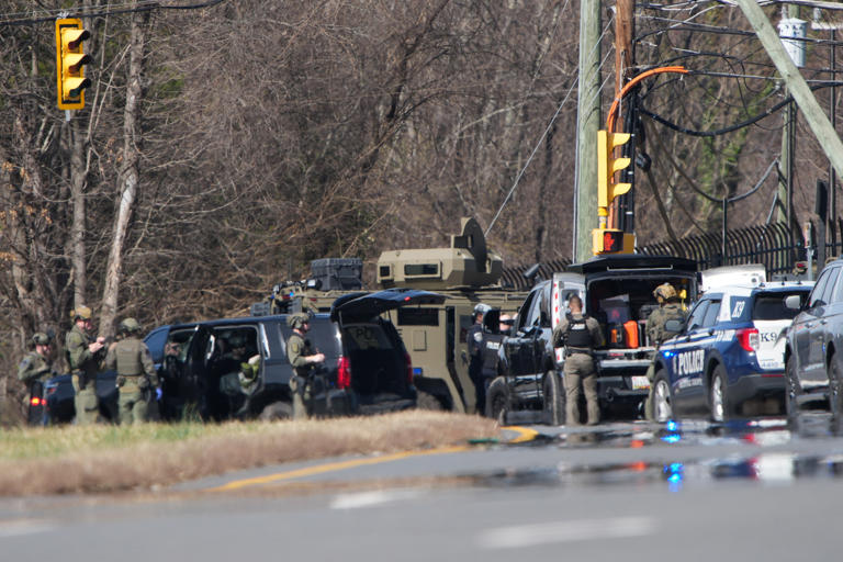 Man Making Threats at CIA HQ, Bomb Squad Called In