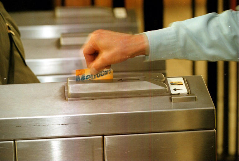MTA announces that iconic MetroCards will be replaced by OMNY by end of ...