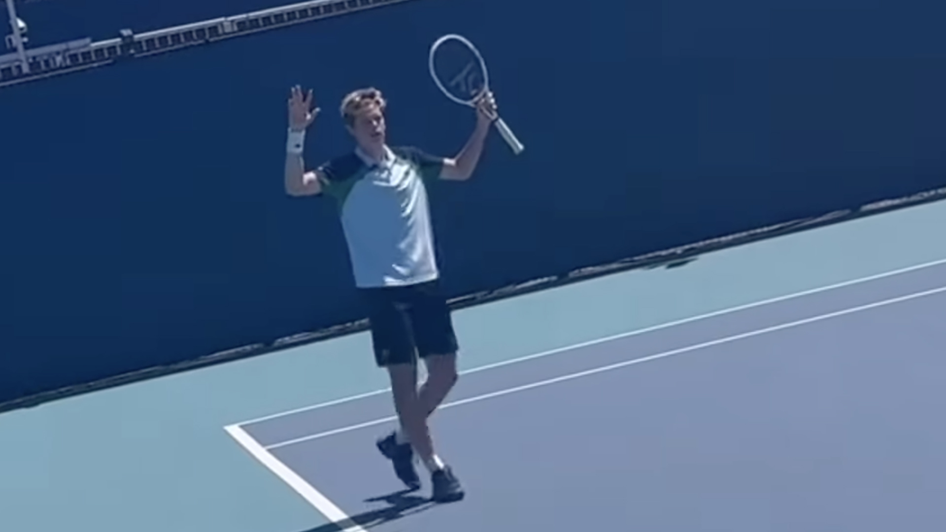 Titel én grote primeur in Canberra voor Belg Alexander Blockx