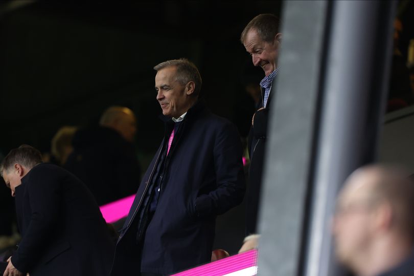 New Canada PM gets backing of former Everton and Ireland star in Donald ...