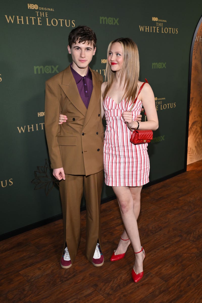 Sam Nivola Shares Intimate Photos of Vacation With Girlfriend Iris Apatow