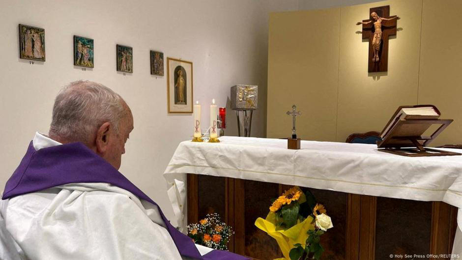 Pope Francis' health 'improving,' Vatican says Pope Francis' health 'improving,' Vatican says