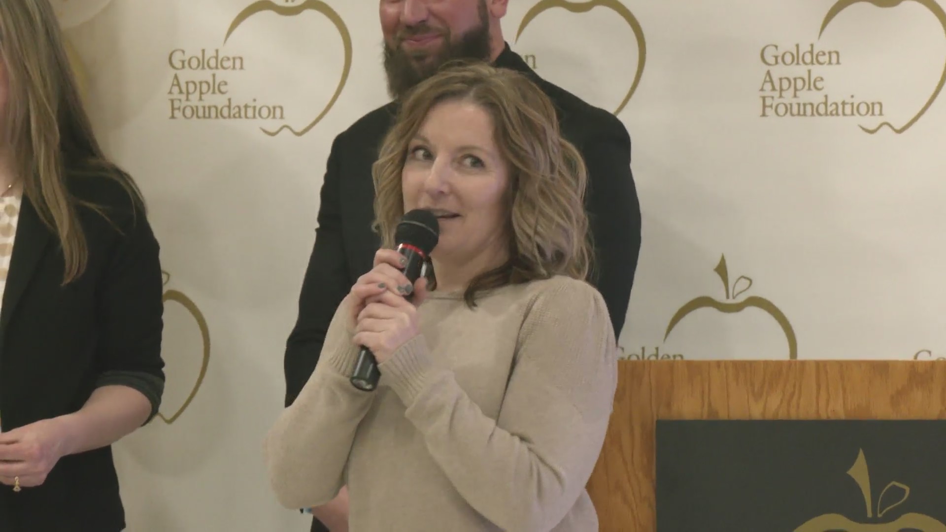Megan Forsythe wins Golden Apple Foundation's 2025 outstanding principal