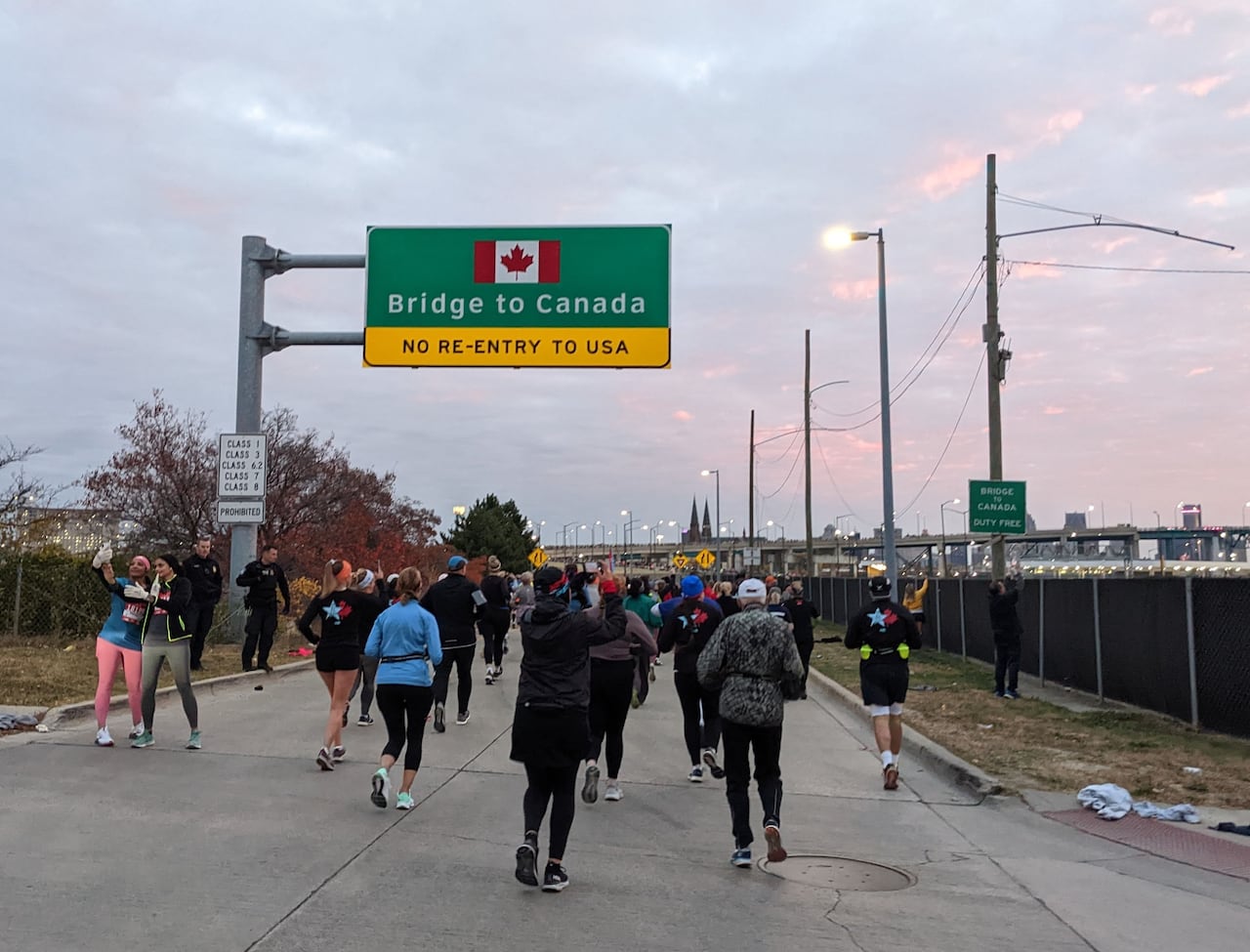 Detroit's cross-border marathon is now sold out — here's what runners ...