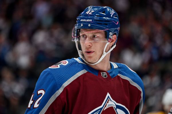 Avalanche defenseman Josh Manson (upper body) out 3-4 weeks