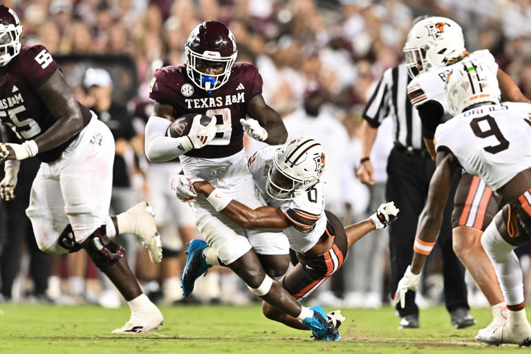 Texas A&M finalizes 2025 football roster ahead of season opener
