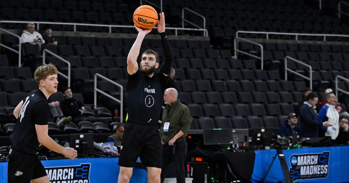 Wednesday Night Live at 9 p. m. : Purdue hoops chat