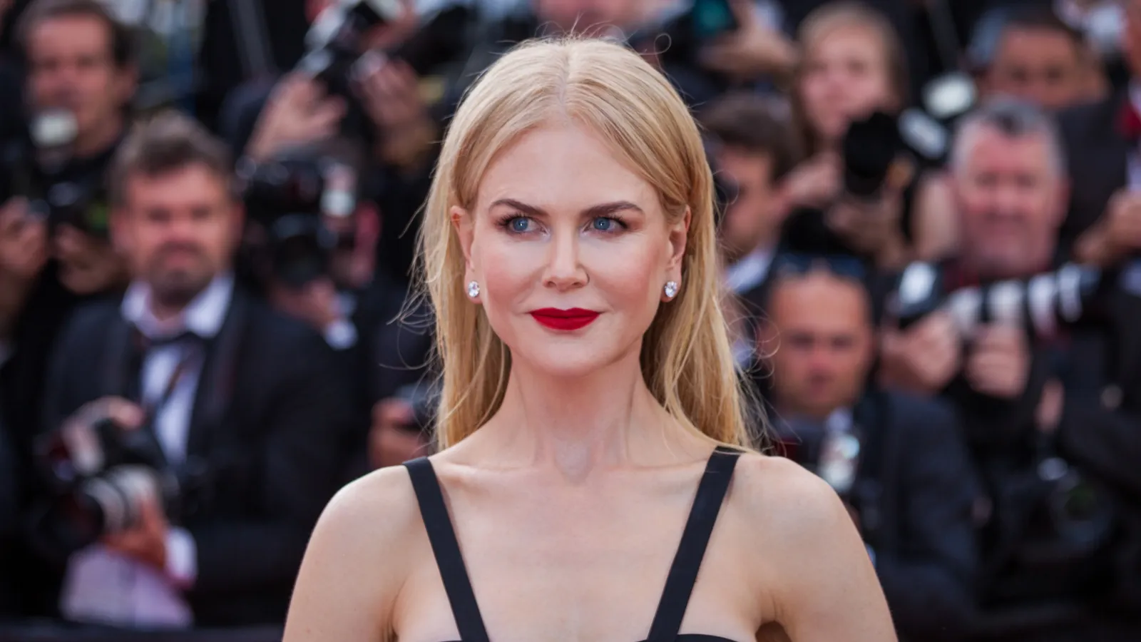 Nicole Kidman Falls Apart in ‘Holland’ Thriller Trailer